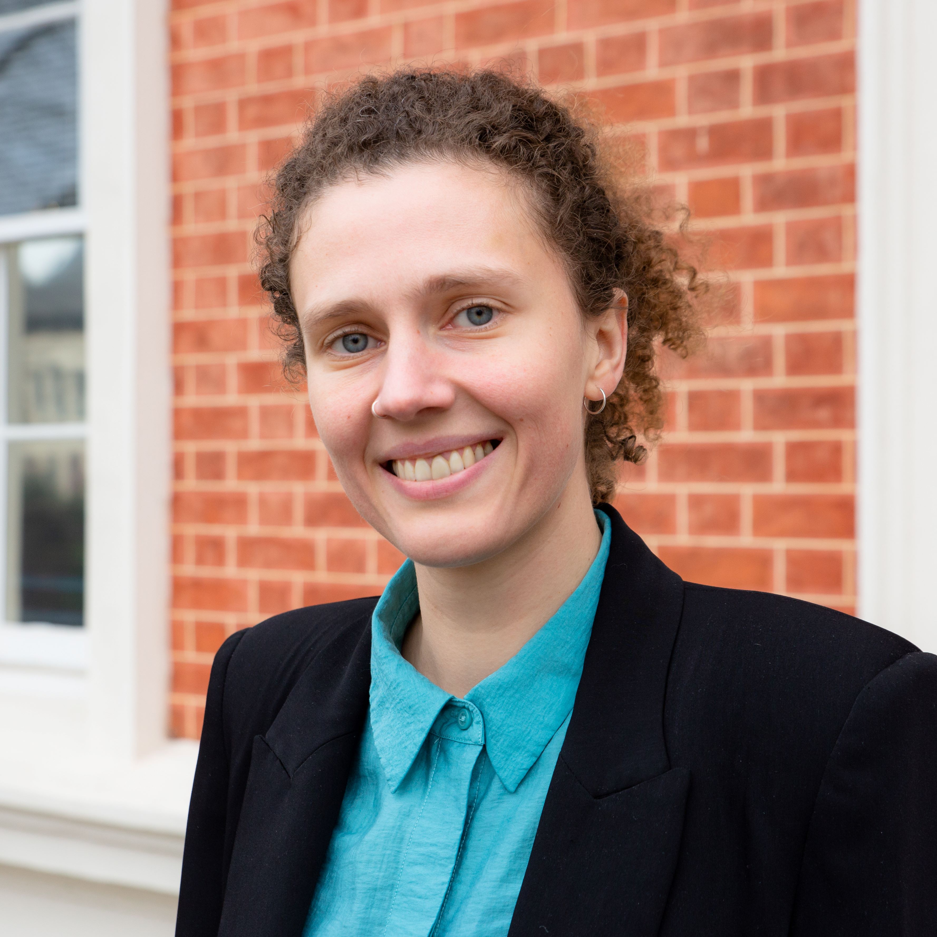 Official Fellow Dr Lena Holzer awarded 2023 Prix Senior Maurice ...